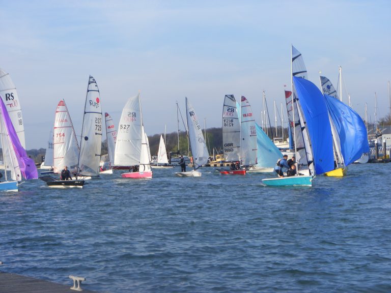 Dinghy Racing – Warsash Sailing Club